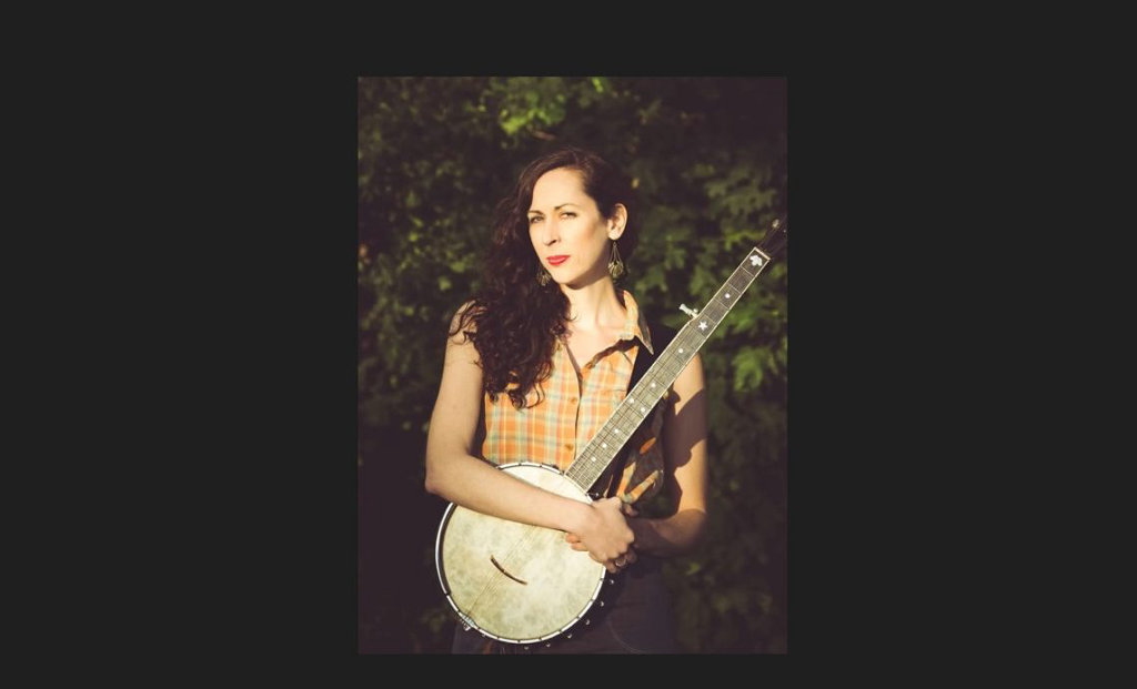 Sound and sight: Hannah Shira Naiman – Born to be a singer - South ...