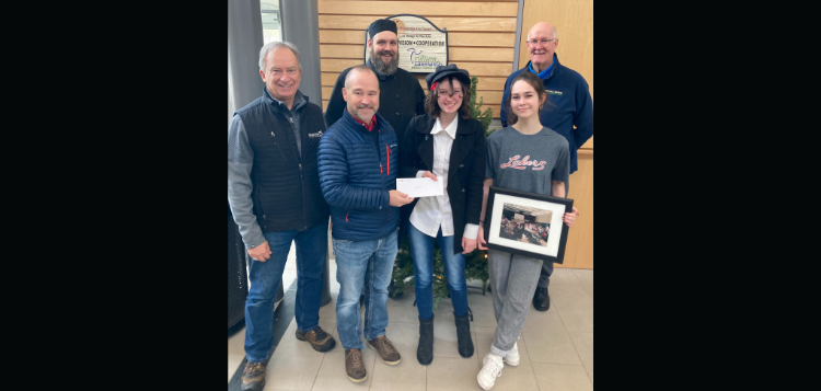 Silver Slicers play Santa Claus at BMLSS - South Muskoka Doppler